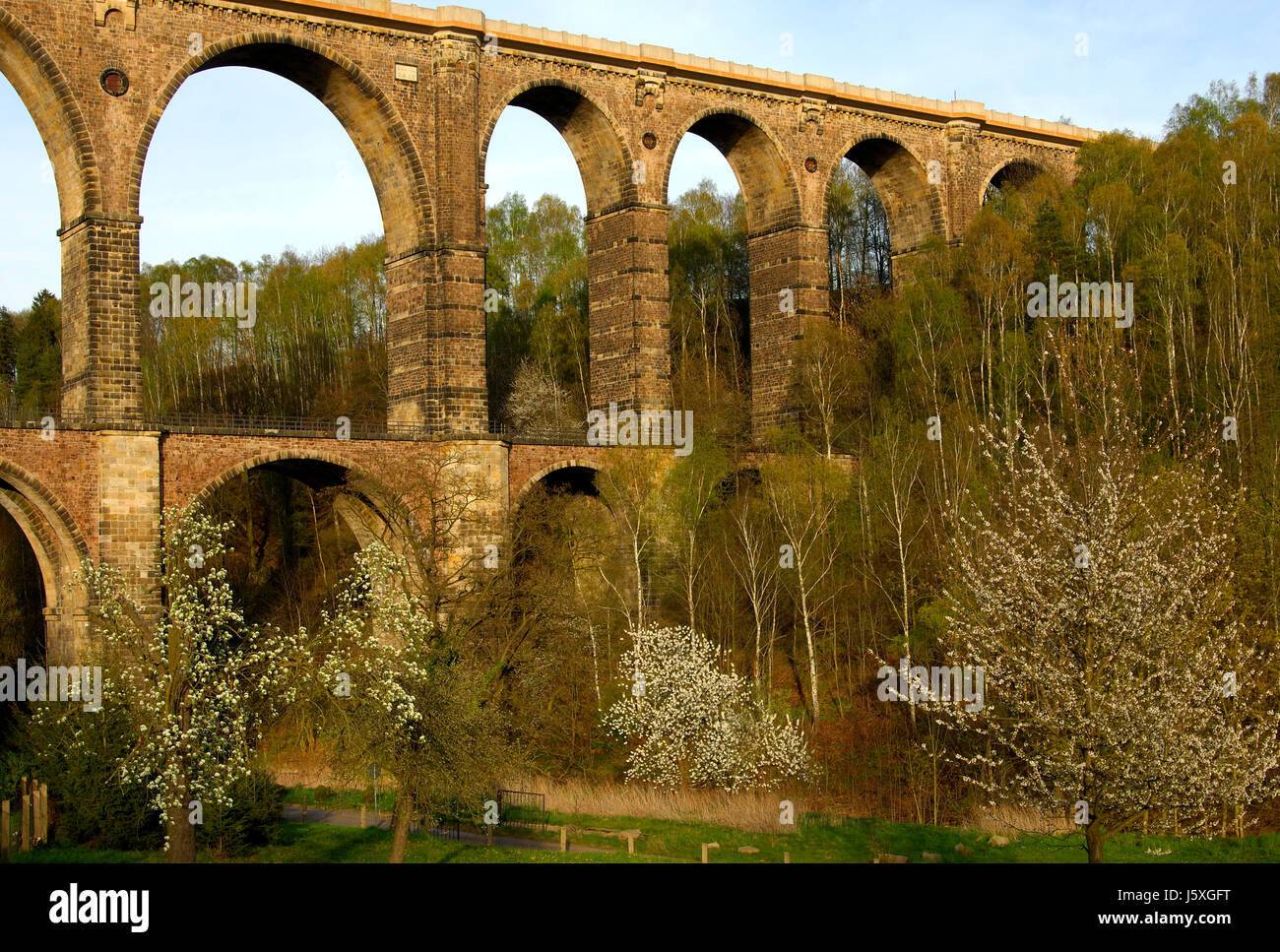 monument bridge arc style of construction architecture architectural ...