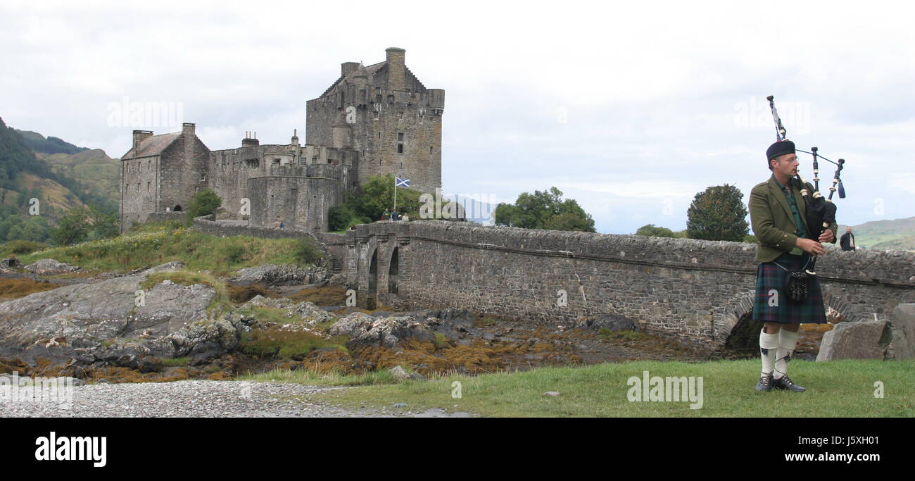 Scotish bagpipe hi-res stock photography and images - Alamy
