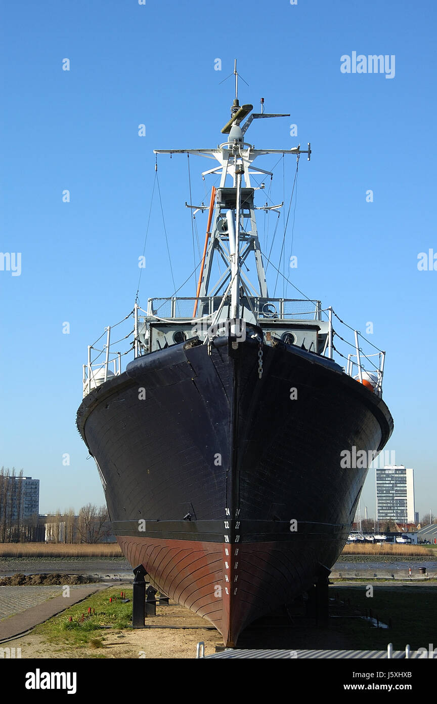 Steam tanker hi-res stock photography and images - Alamy