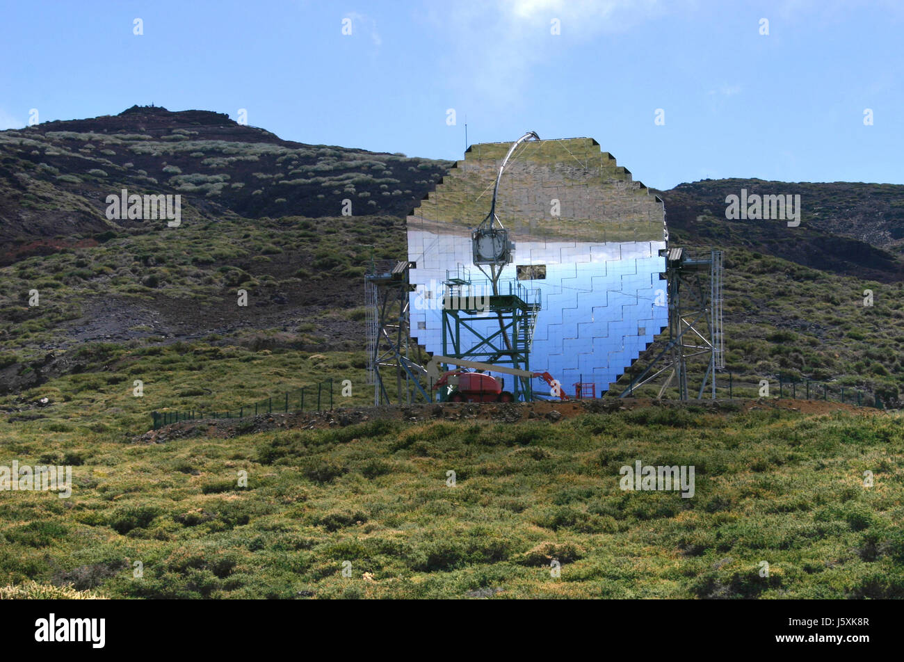 solar energy parabolic mirror energy power electricity electric power ...