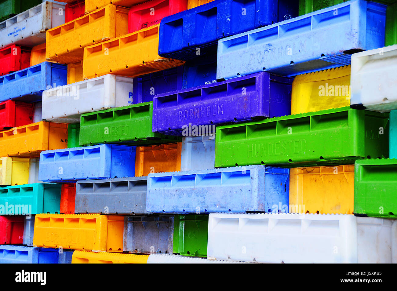 Fish crates hi-res stock photography and images - Alamy