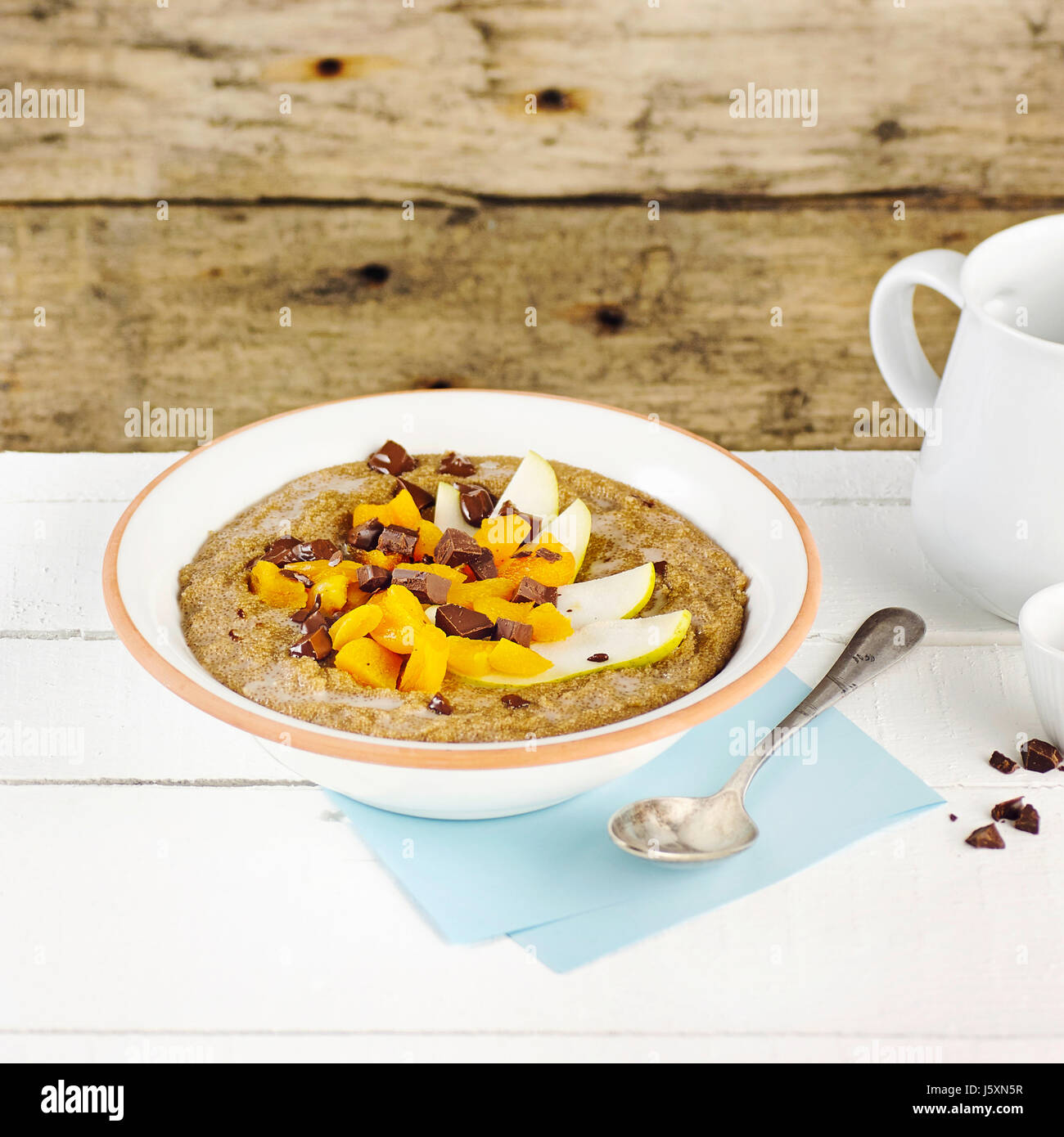 Drinks can small plain hi-res stock photography and images - Alamy