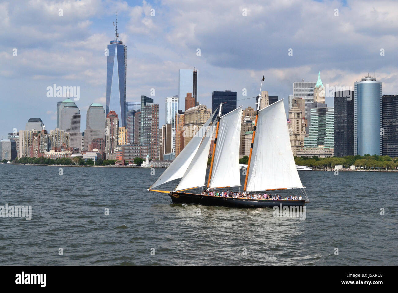 New york city and yachting hi-res stock photography and images - Alamy