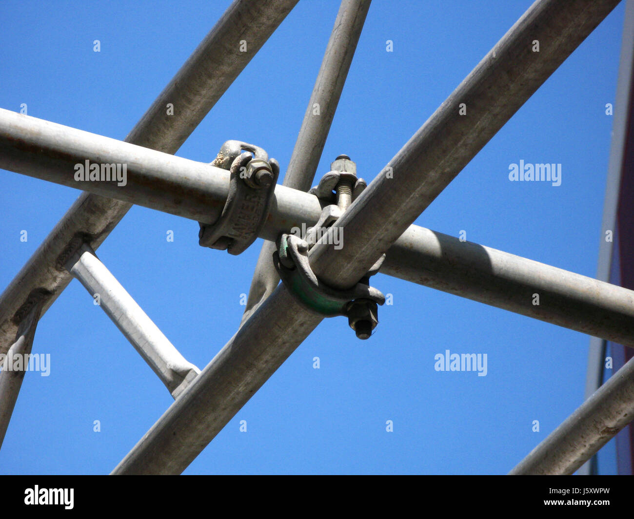 detail metal connection connectivity interface annexation scaffold ...