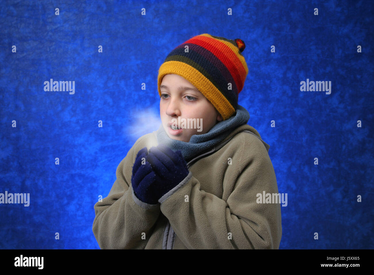 Child frost breath hi-res stock photography and images - Alamy