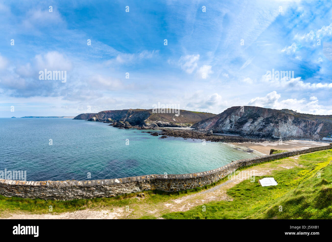Trevellas cove hi-res stock photography and images - Alamy