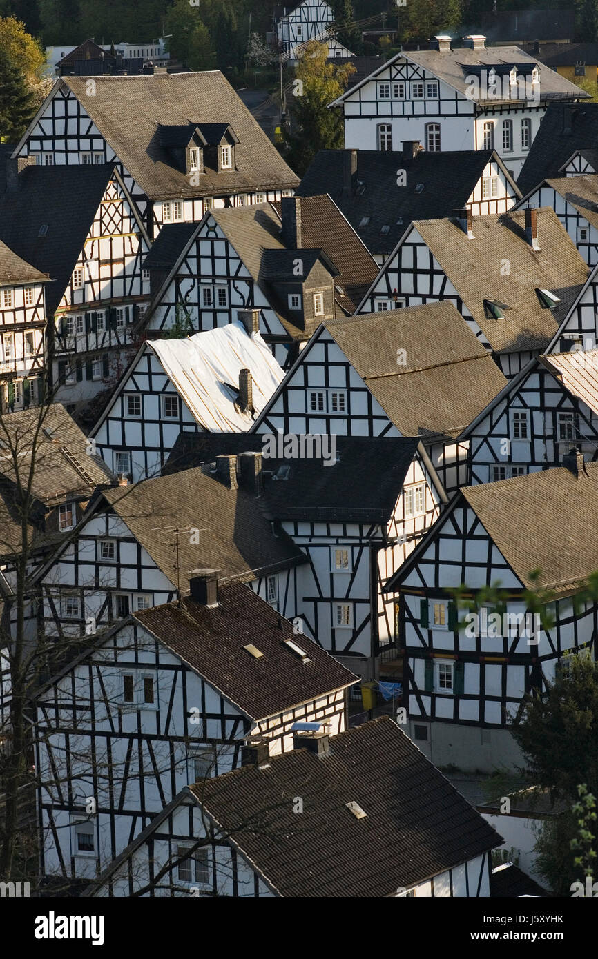 3 roofs hi-res stock photography and images - Alamy