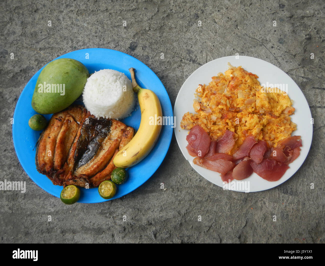 0001 Cuisine of Bulacan food fruits Bangus fried 09 Stock Photo - Alamy