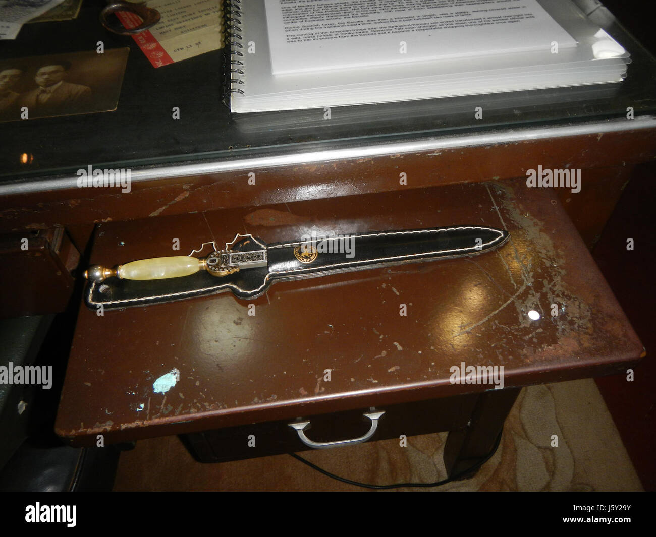 Community curation hi-res stock photography and images - Alamy
