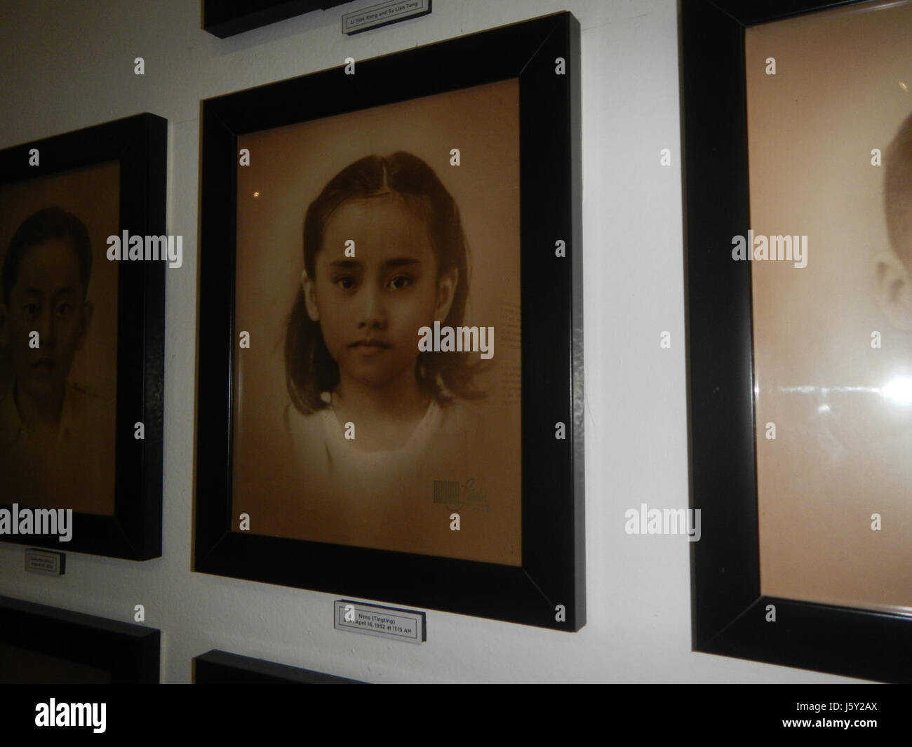 0341 First United Building Community Museum Sy Lian Teng Escolta ...