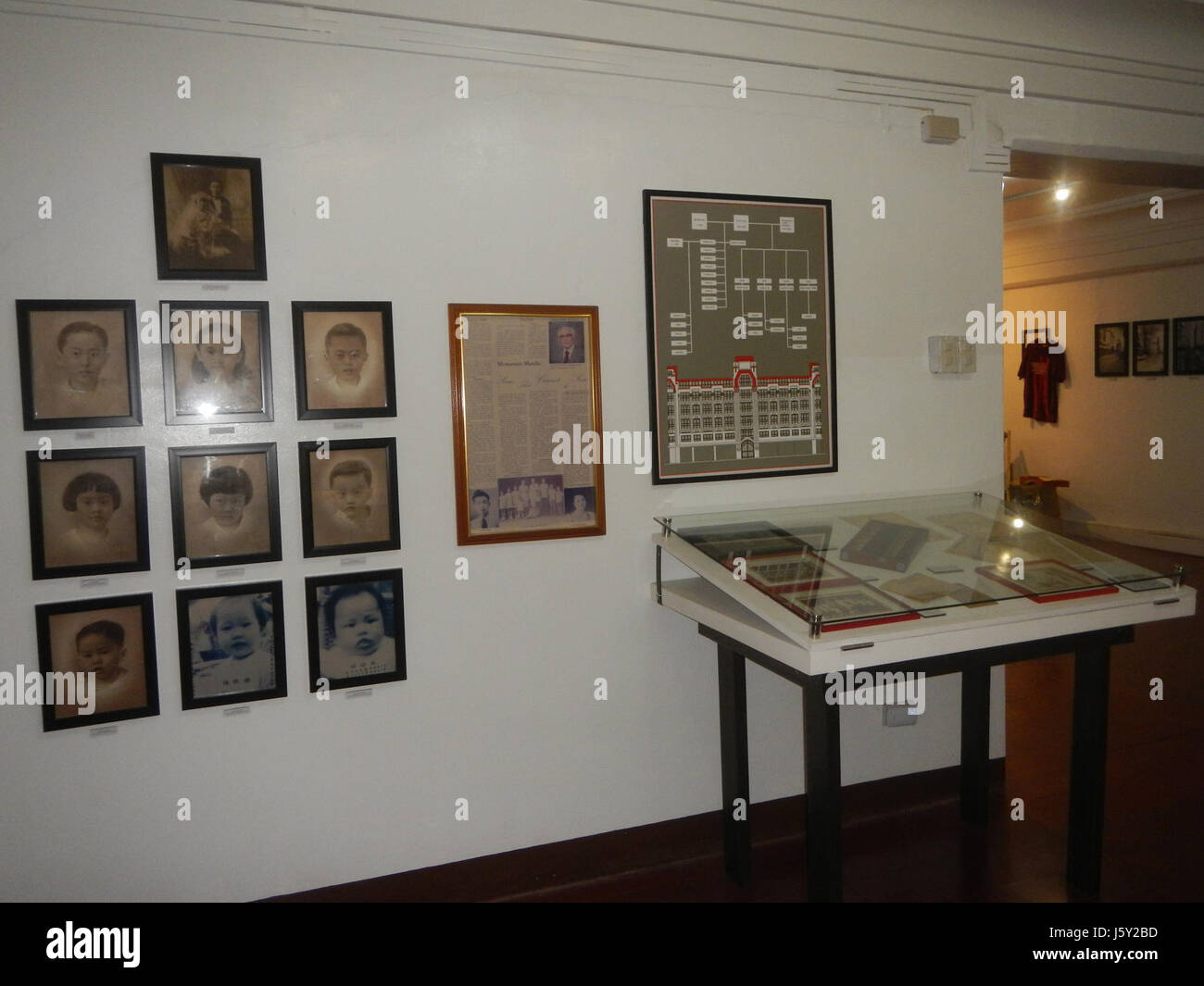 The First United Building in Escolta, Manila, houses the Community ...