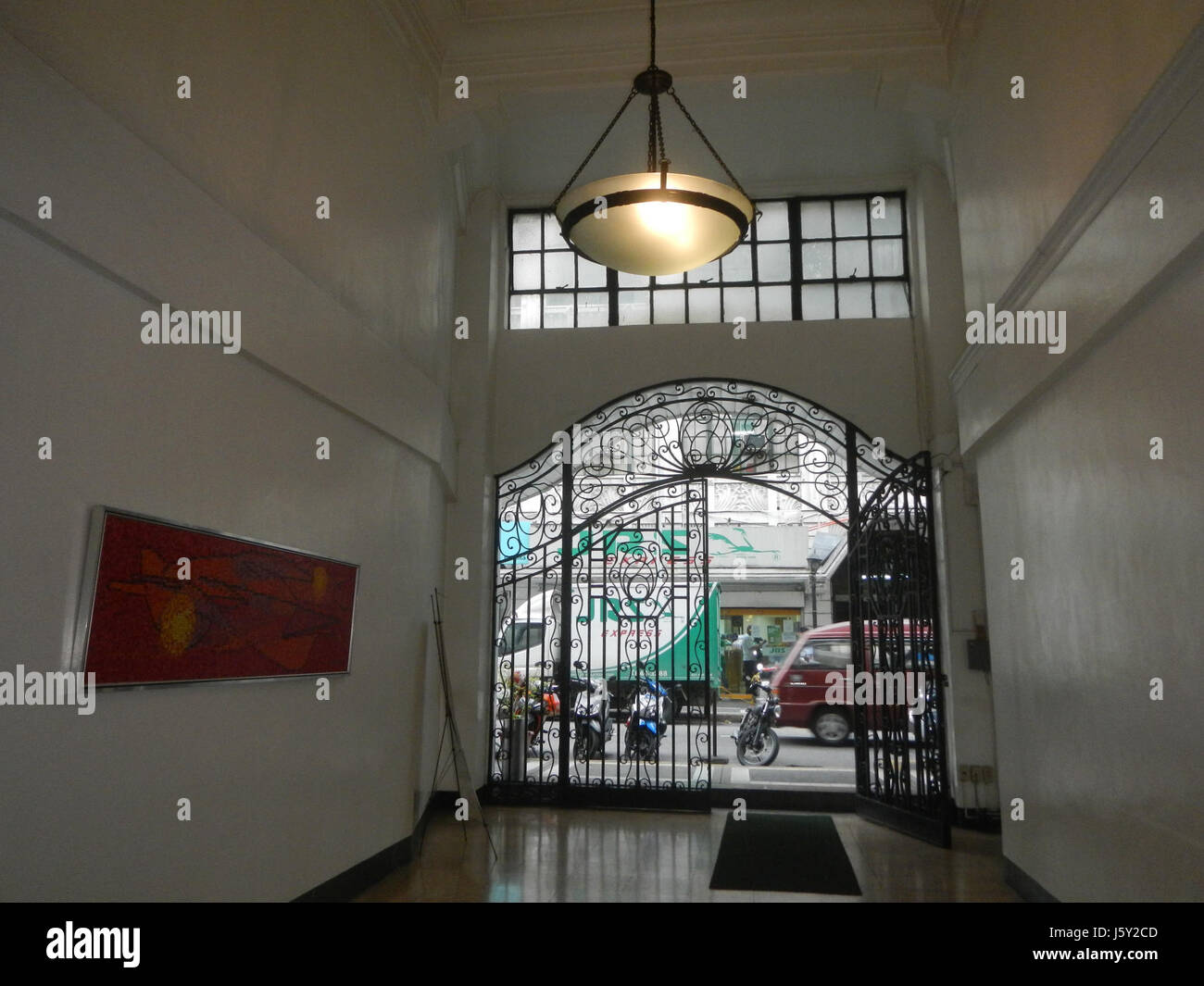 The First United Building in Escolta, Binondo, Manila, houses the ...