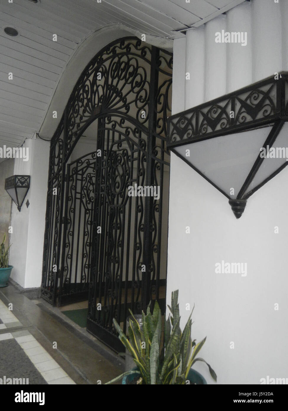 Escolta manila hi-res stock photography and images - Alamy