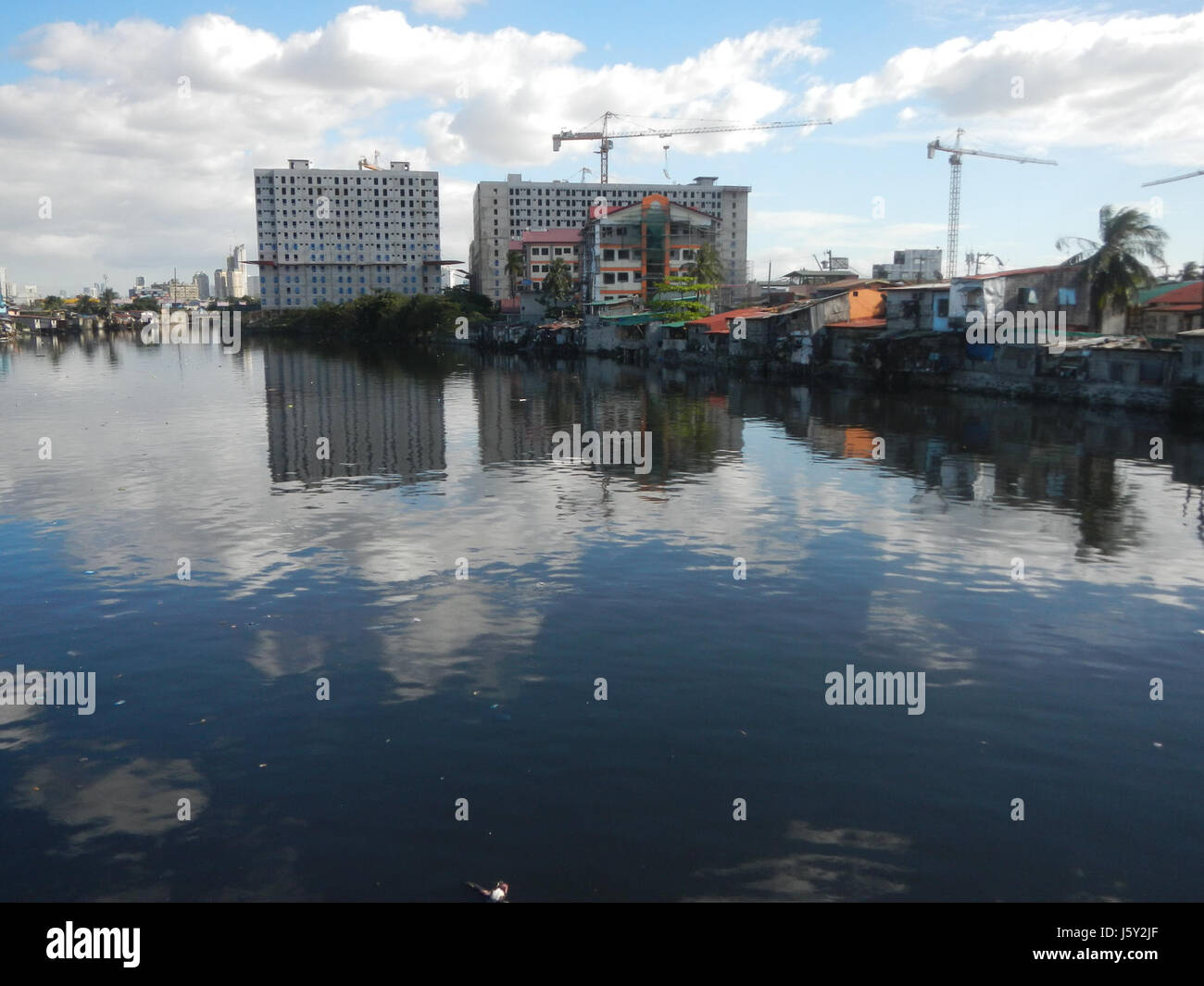 The Rodriguez Street Bridge in the Balut area of Tondo, Manila, is a ...