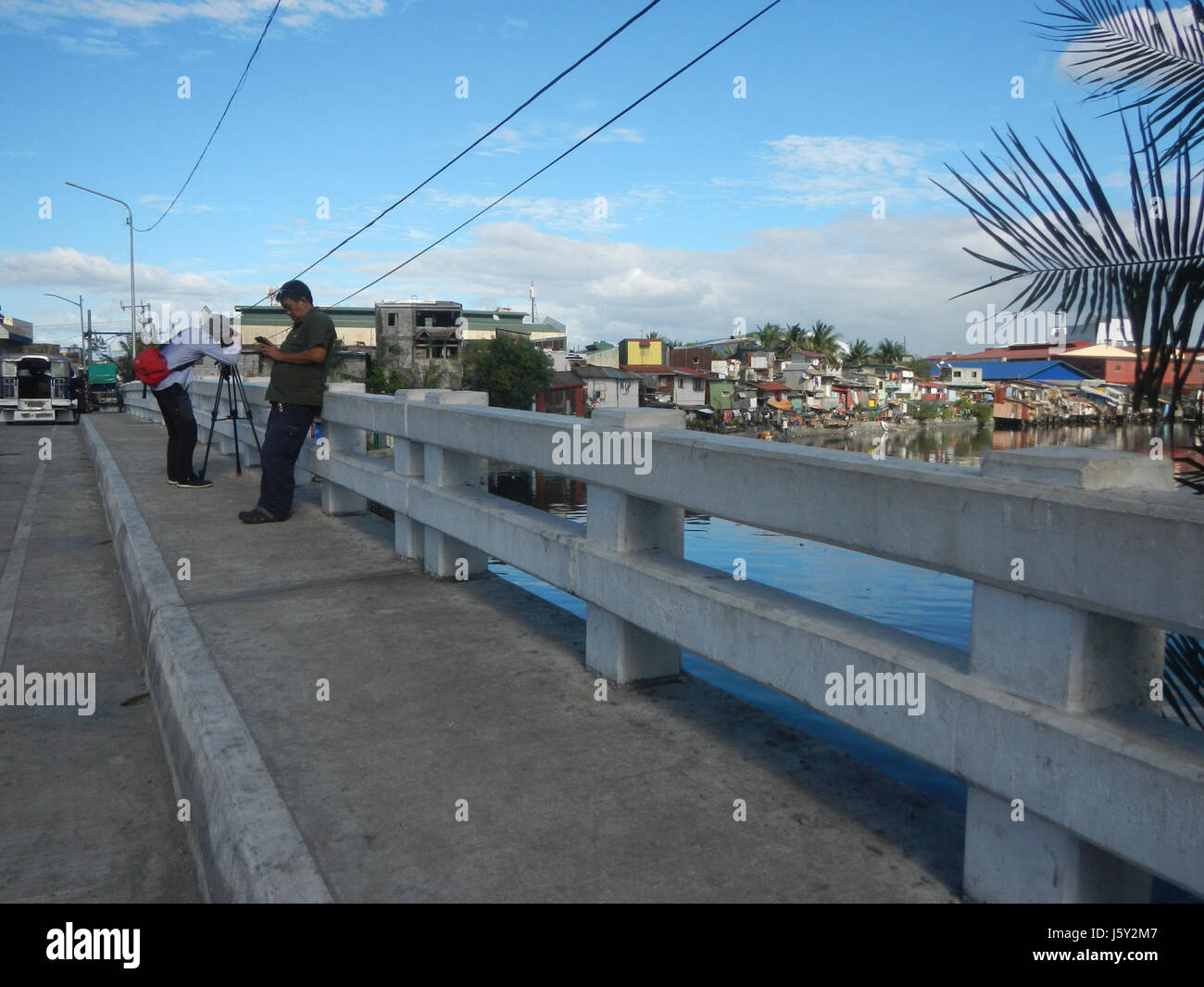 Rodriguez Street Bridge spans the Estero de Vitas in Balut, Tondo ...