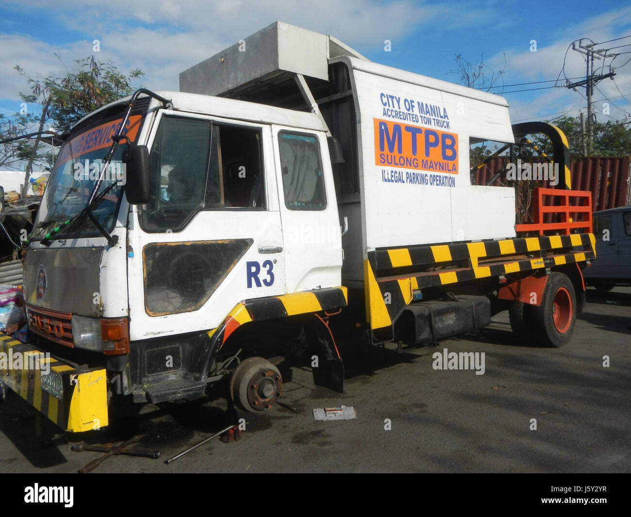 This image references the R-12 Bridge I on Estero de Vitas, located ...