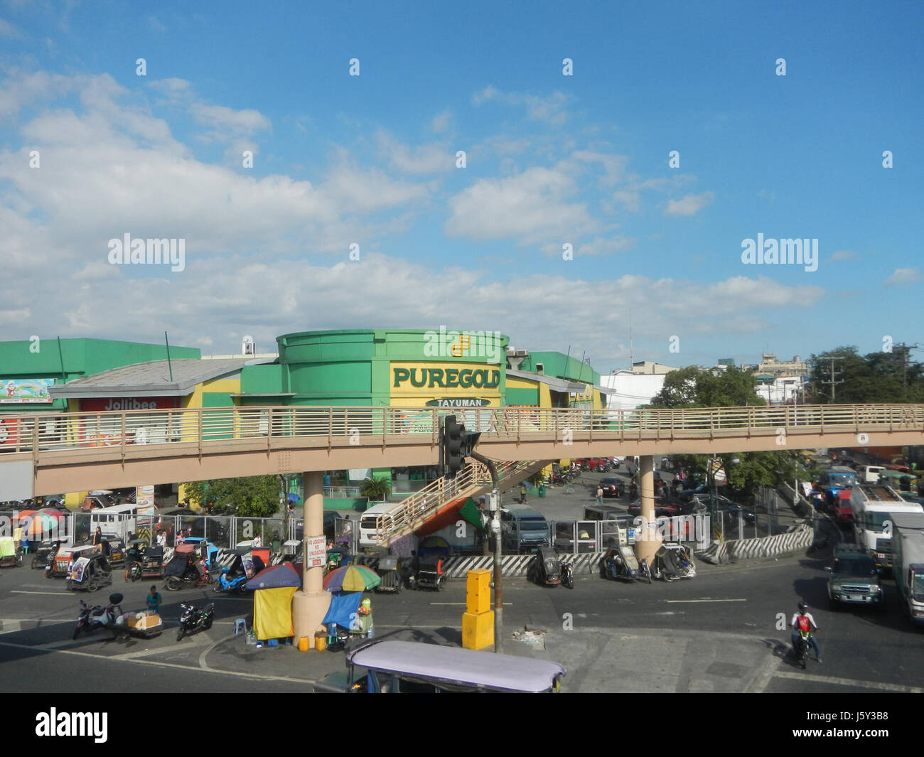 001 Pedestrian footbridge AMA ACLC Puregold Tayuman Juan Luna C-19 ...