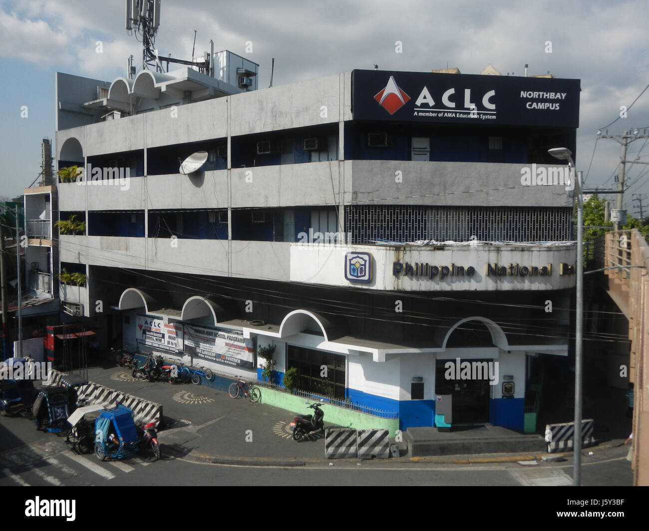 001 Pedestrian footbridge AMA ACLC Puregold Tayuman Juan Luna C-26 ...