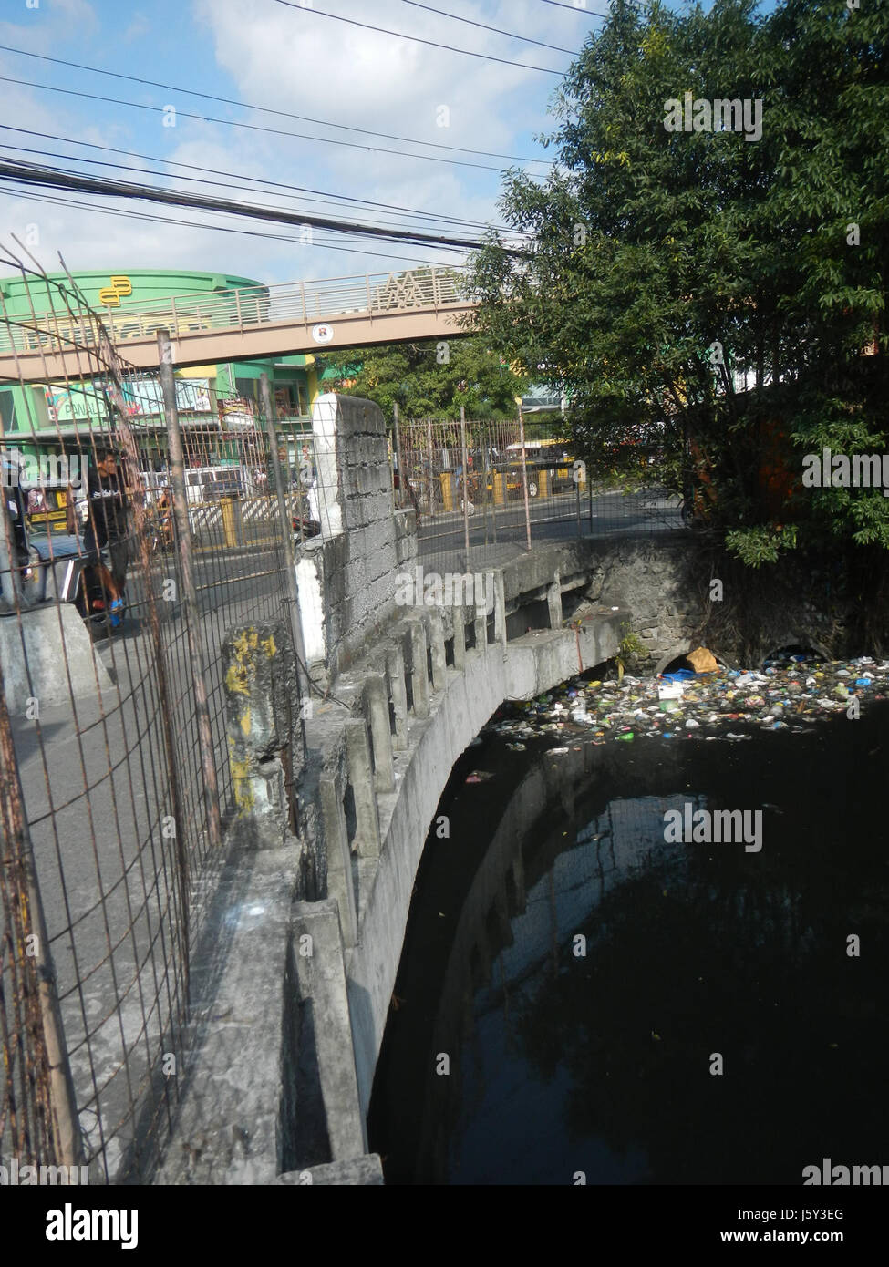 0081 Pedestrian footbridge Puregold Tayuman Juan Luna Bridge Estero de ...