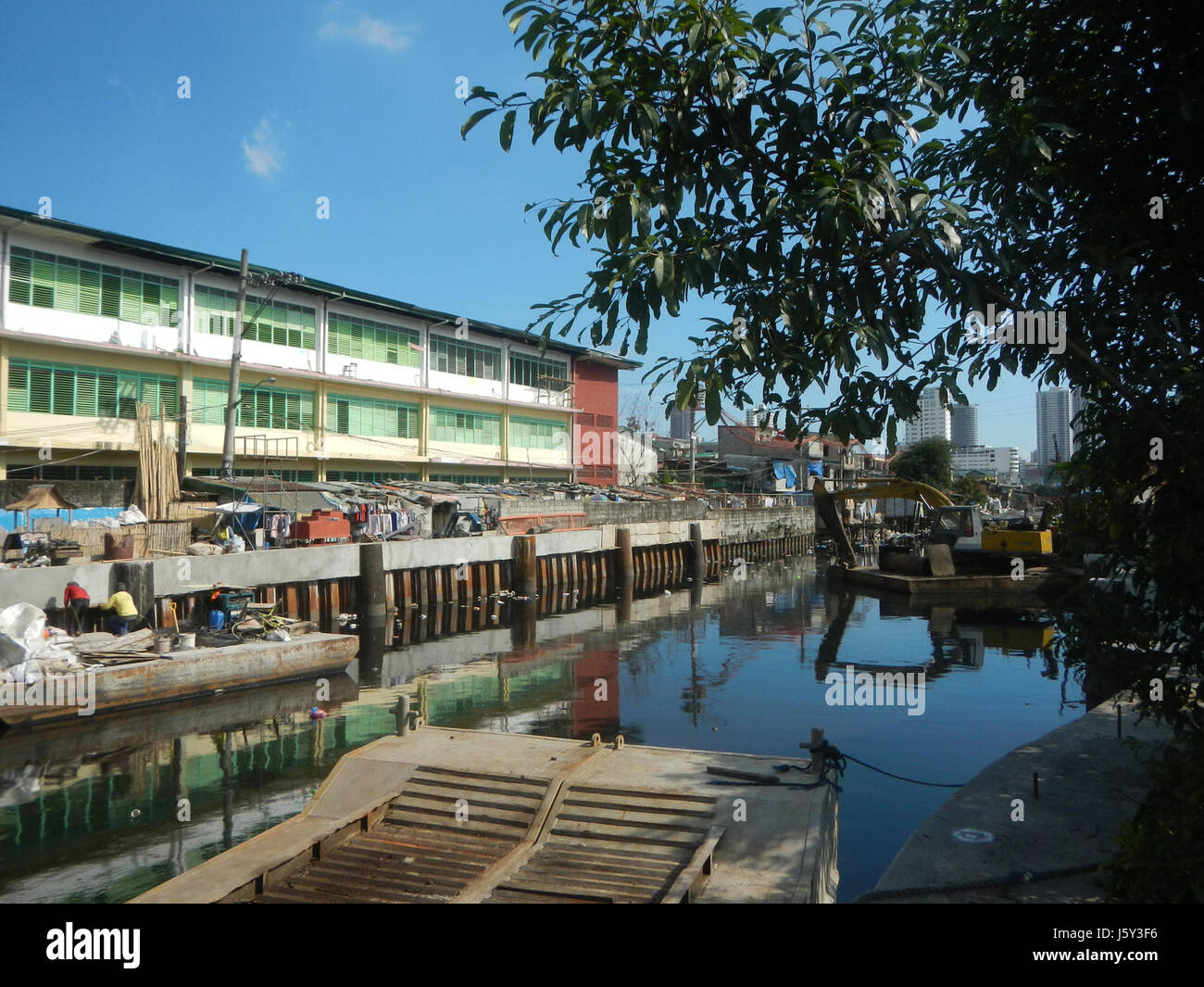 0121 Pedestrian footbridge Tayuman Juan Luna Bridge Estero de la Reina ...