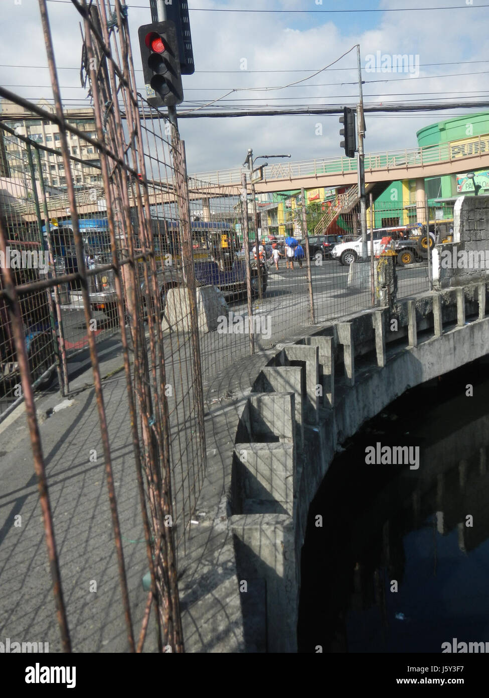0121 Pedestrian footbridge Tayuman Juan Luna Bridge Estero de la Reina ...