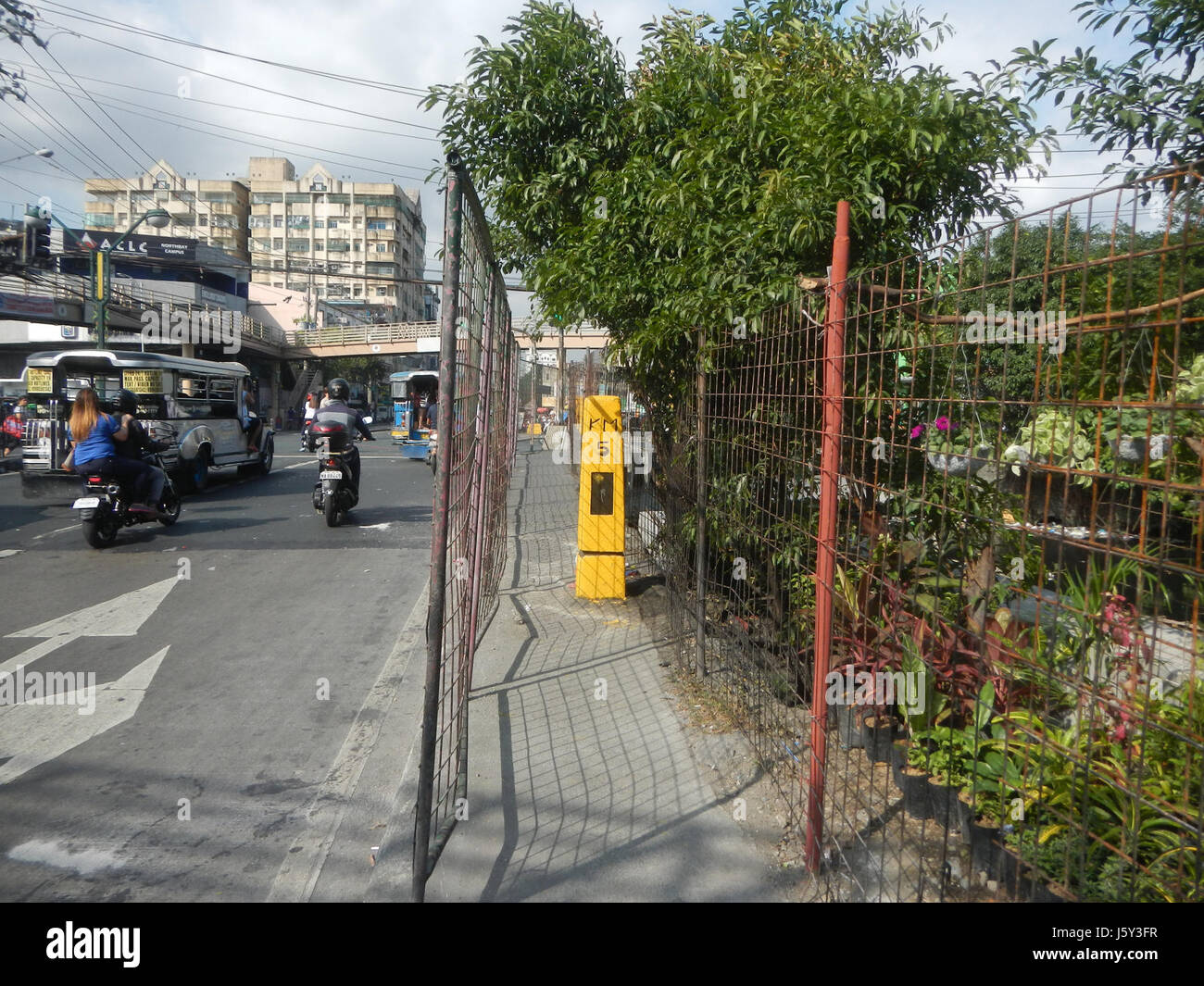 0121 Pedestrian footbridge Tayuman Juan Luna Bridge Estero de la Reina ...