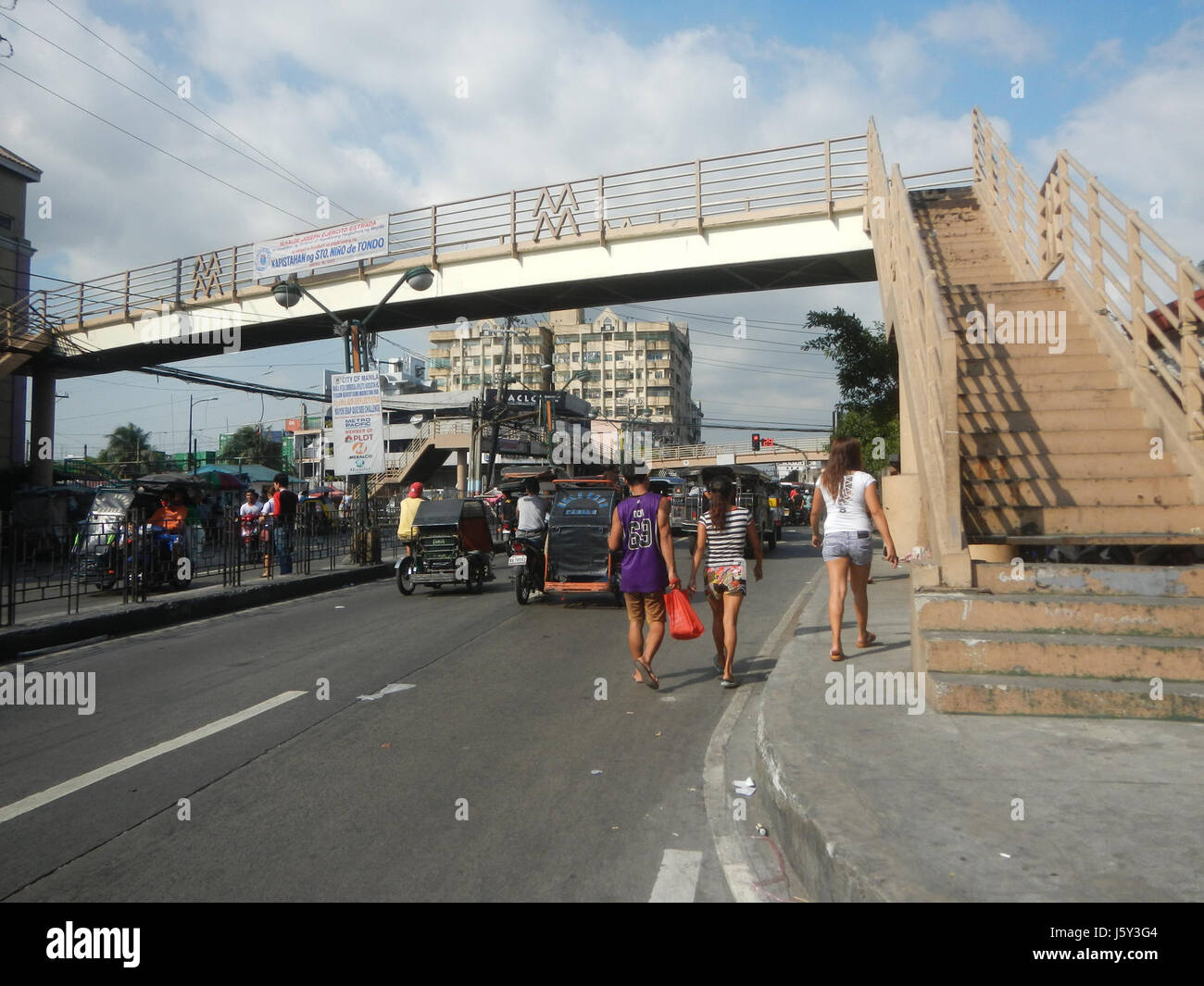 0121 Pedestrian footbridge Tayuman Juan Luna Bridge Estero de la Reina ...