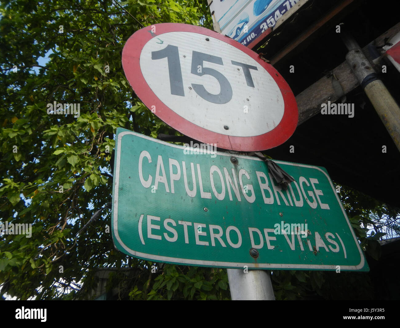 This image shows the C-3 Road in Capulong, Tondo, Manila, including the ...