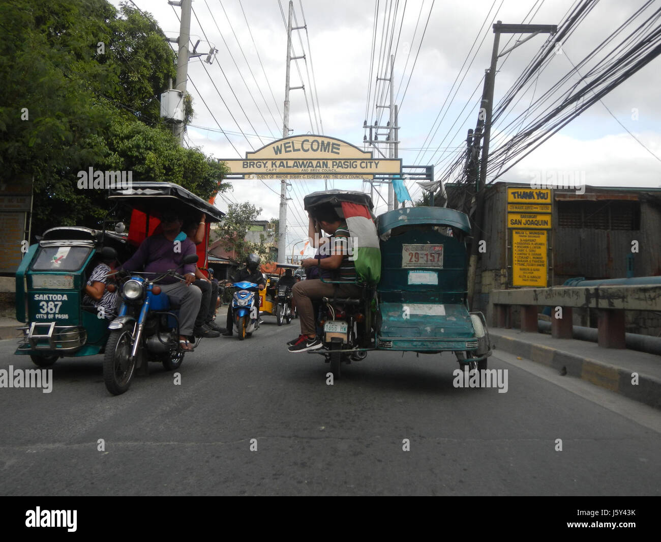 0032 Elisco Road San Joaquin Kalawaan High School Pasig City 25 Stock ...