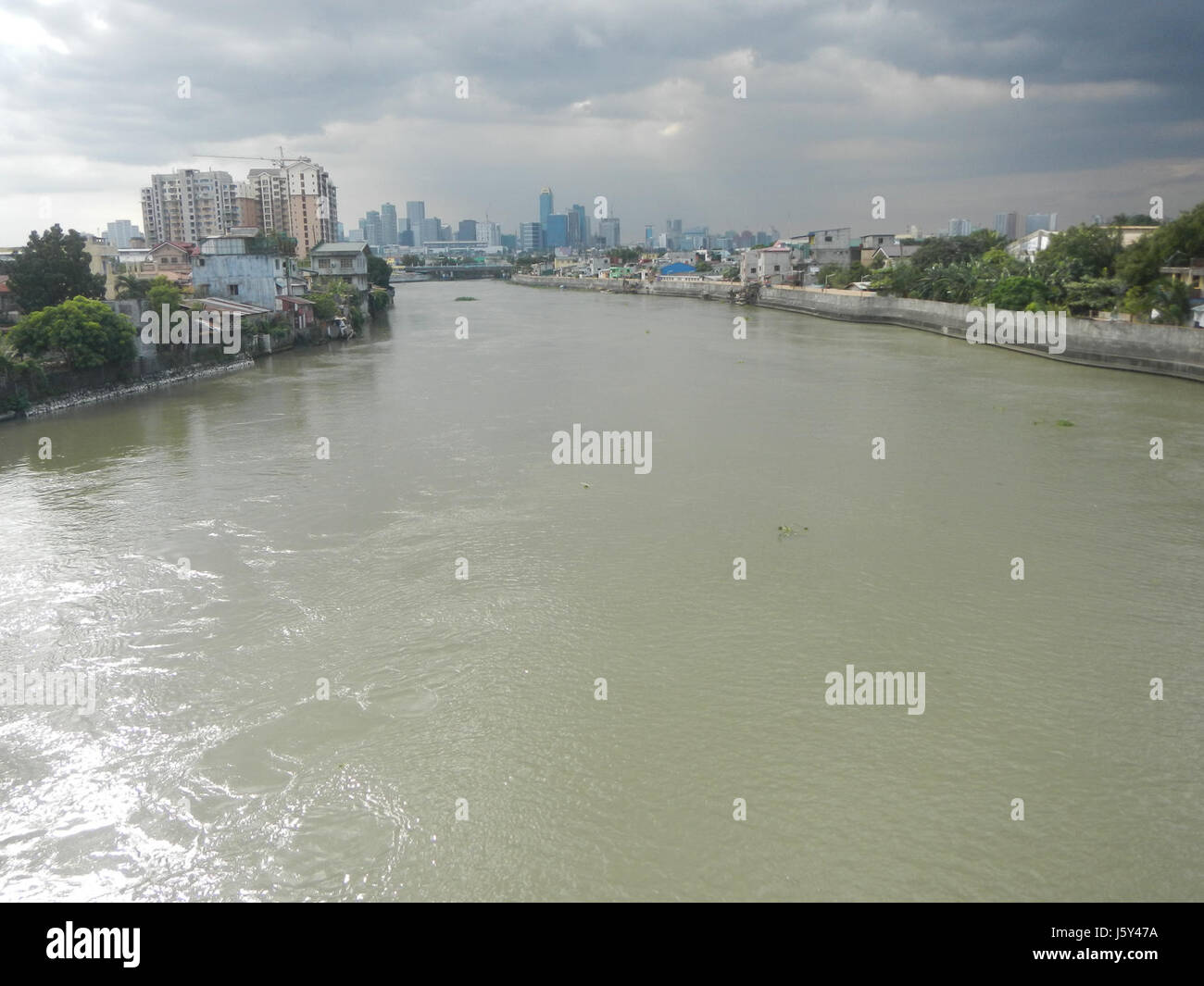 0161 Kalawaan Bambang Bridge River Streets Pasig City River 02 Stock ...