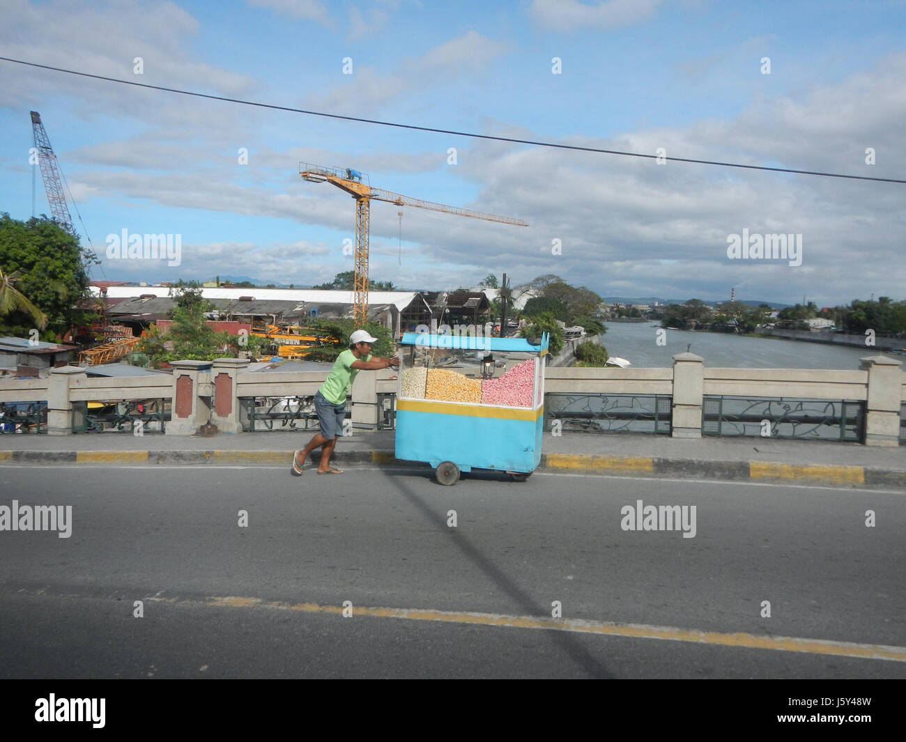 The Kalawaan Bambang Bridge in Pasig City spans the Pasig River ...