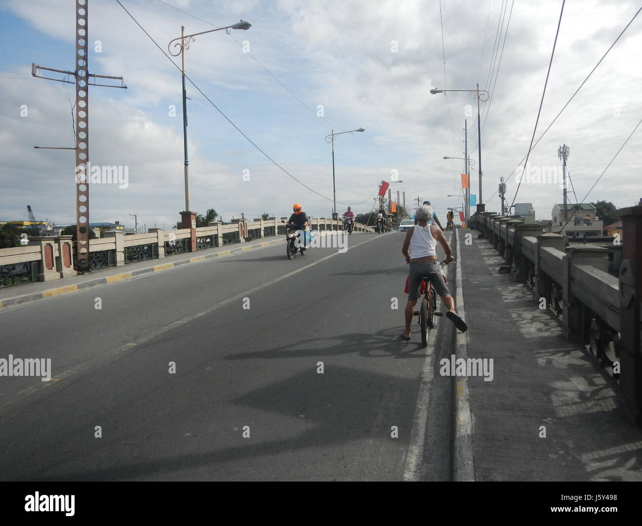 0201 Kalawaan Bambang Bridge Al-Noor Mosque Parents Masjid River Pasig ...