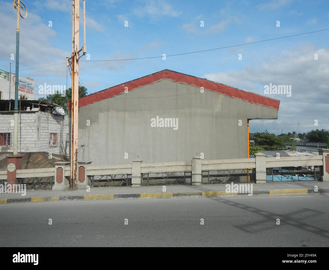 A photograph showing the Kalawaan Bambang Bridge and the Al-Noor Mosque ...