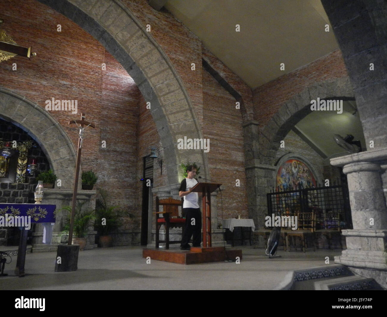 The Apung Mamacalulu Archdiocesan Shrine in Angeles City, Philippines ...