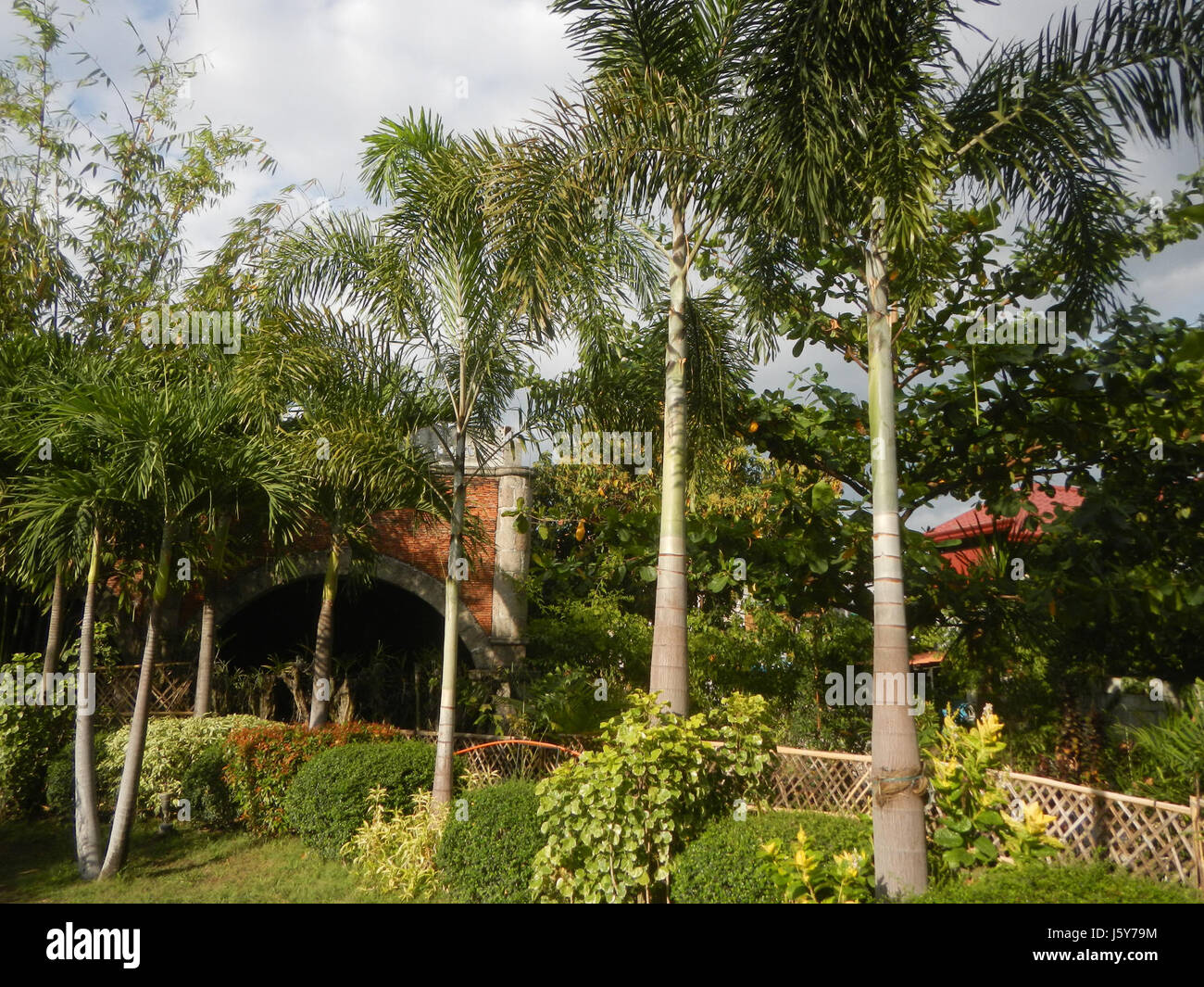 The Apung Mamacalulu Archdiocesan Shrine in Angeles City, Pampanga, is ...