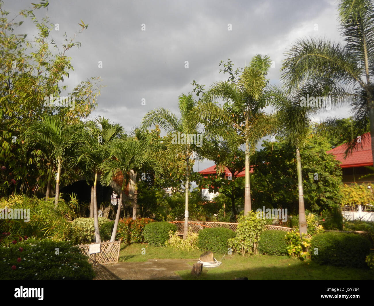 The Apung Mamacalulu Archdiocesan Shrine in Angeles City, Pampanga, is ...