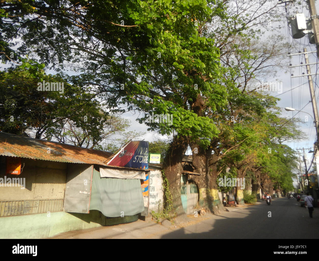 The Pulung Bulu Bridge Chapel, located on MacArthur Highway in Angeles ...