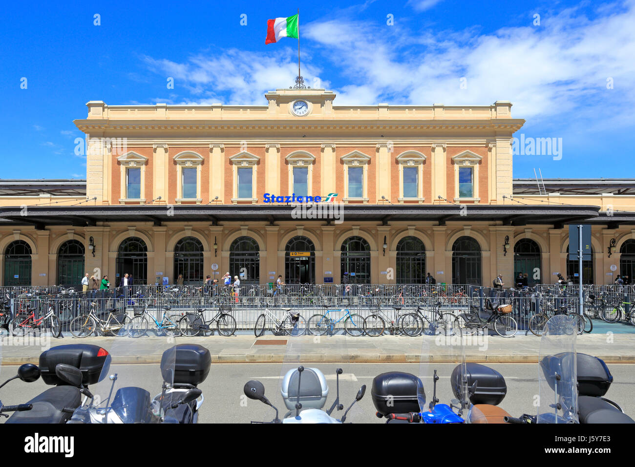 Parma Train Station, Piazza Carlo Alberto Dalla Chiesa, Parma, Emilia ...