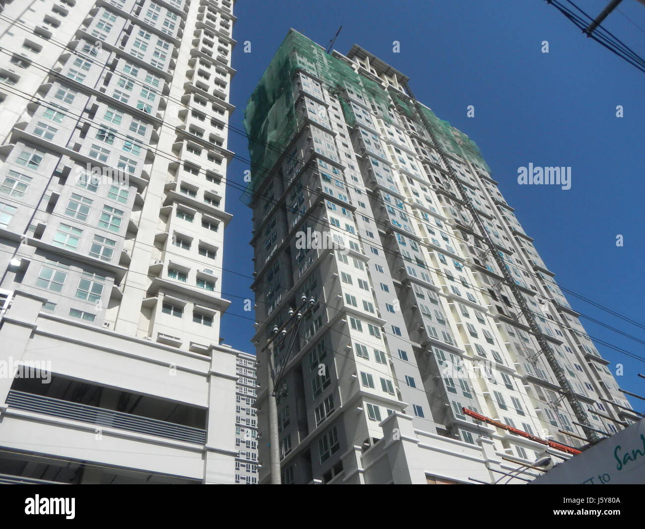The Magallanes Interchange MRT Station, located on EDSA Chino Roces ...