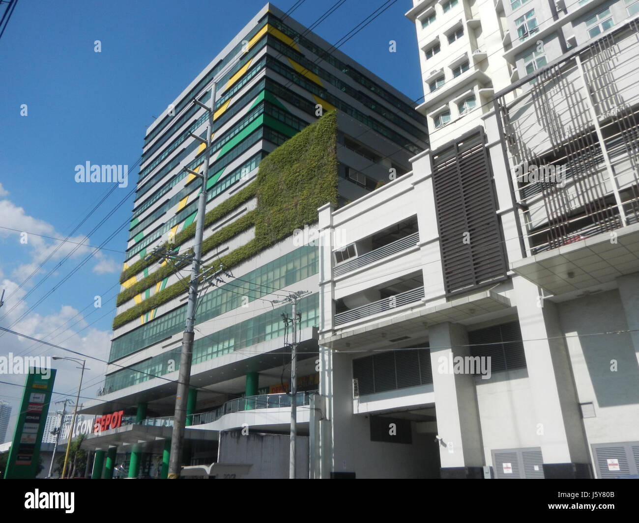 03452 Magallanes Interchange MRT Station EDSA Chino Roces Avenue ...