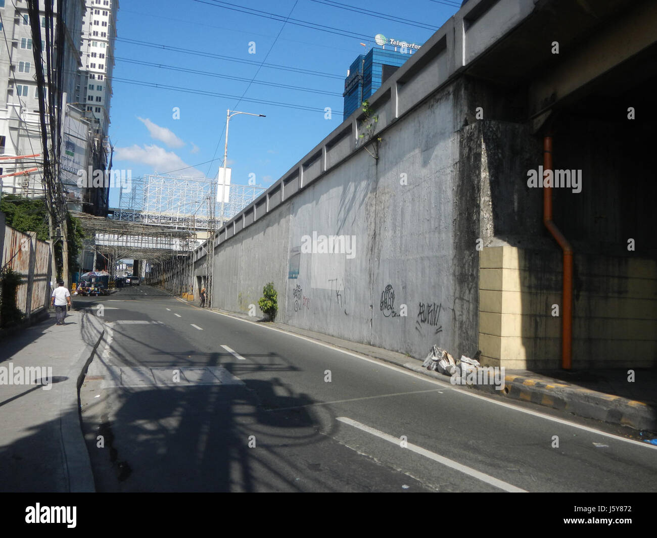 03633 Magallanes Interchange San Lorenzo Chino Roces Avenue Bangkal ...