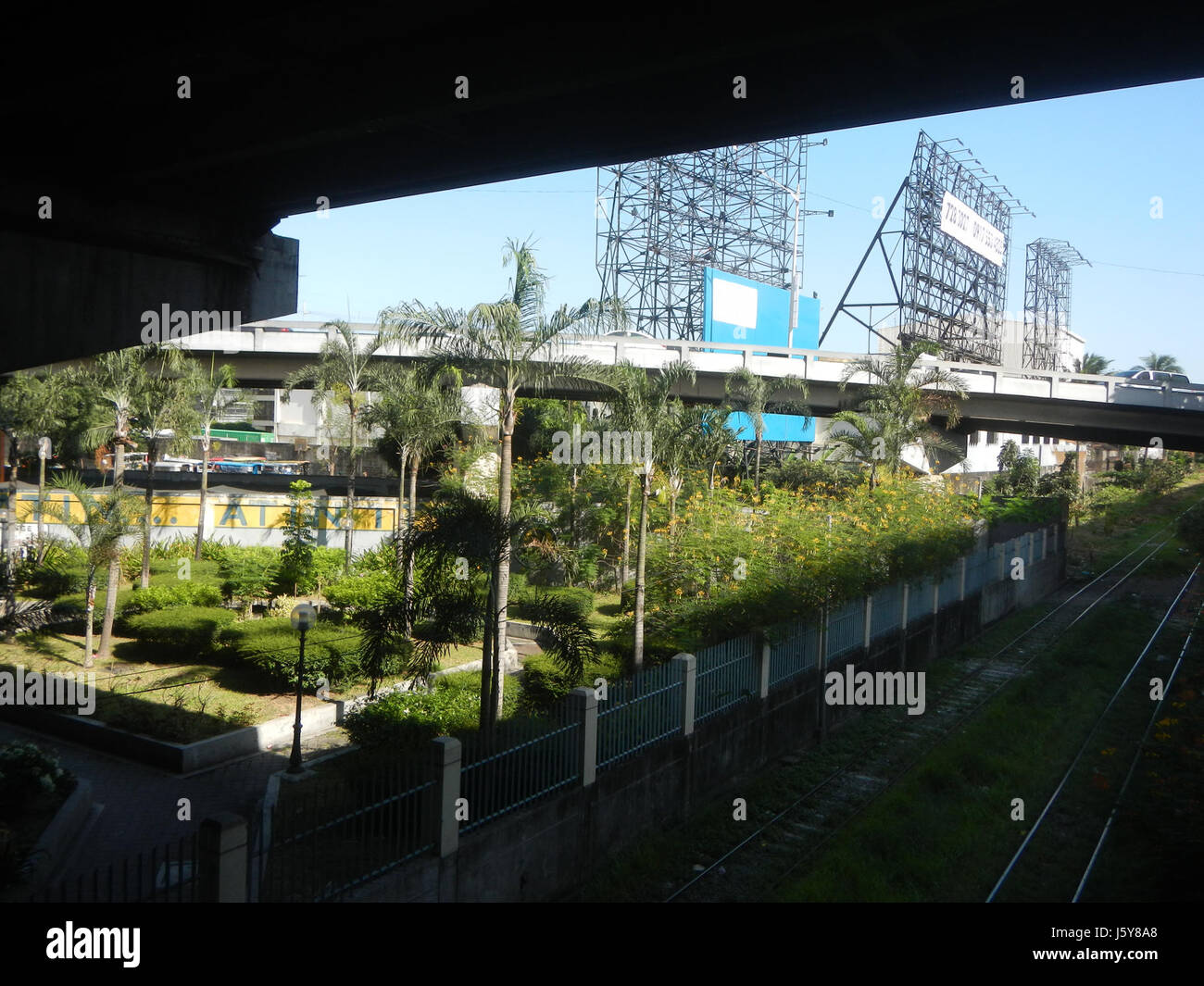 The Magallanes Interchange in Makati City is a major transportation hub ...