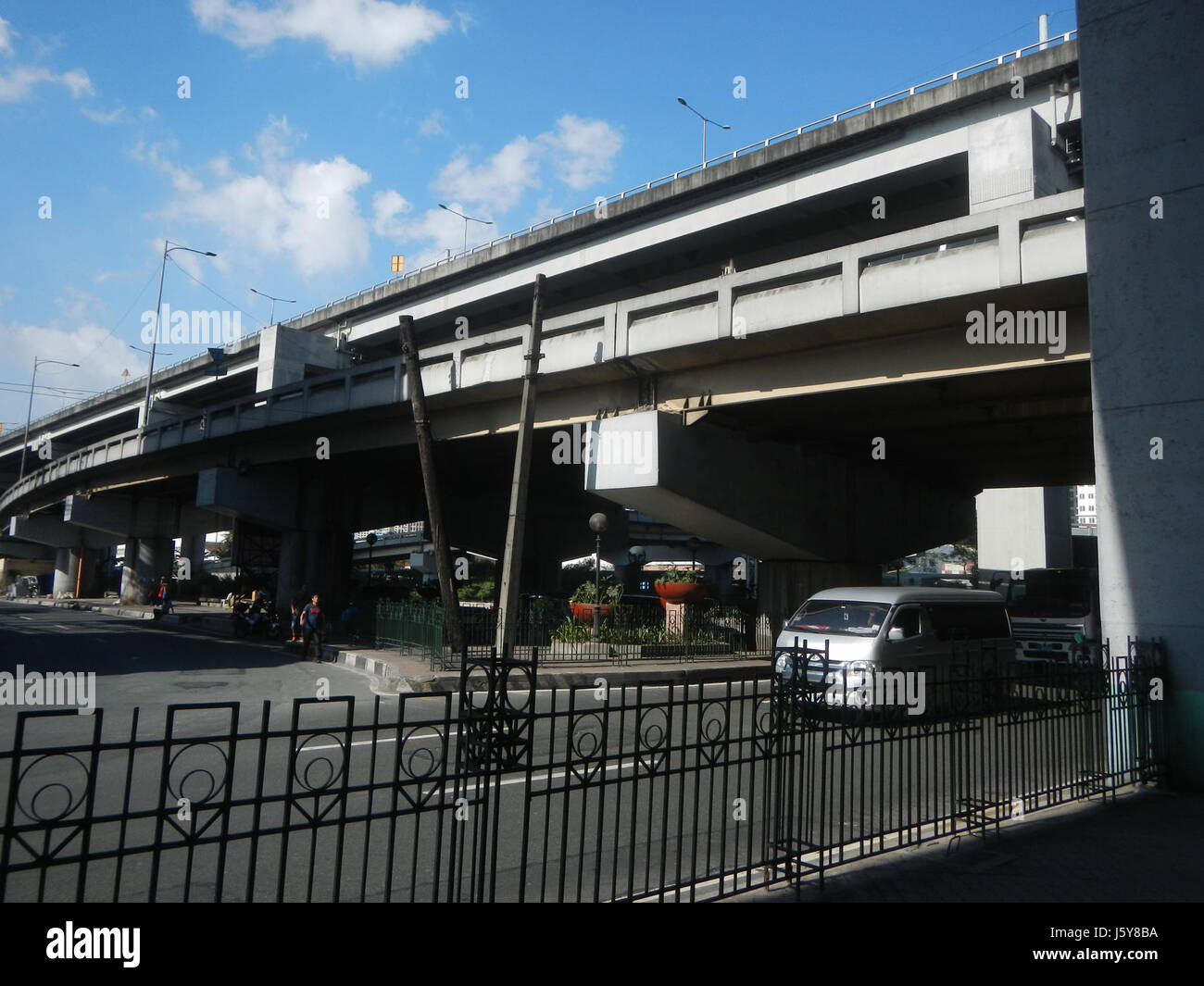 The Magallanes Interchange in Makati is a major transportation hub ...