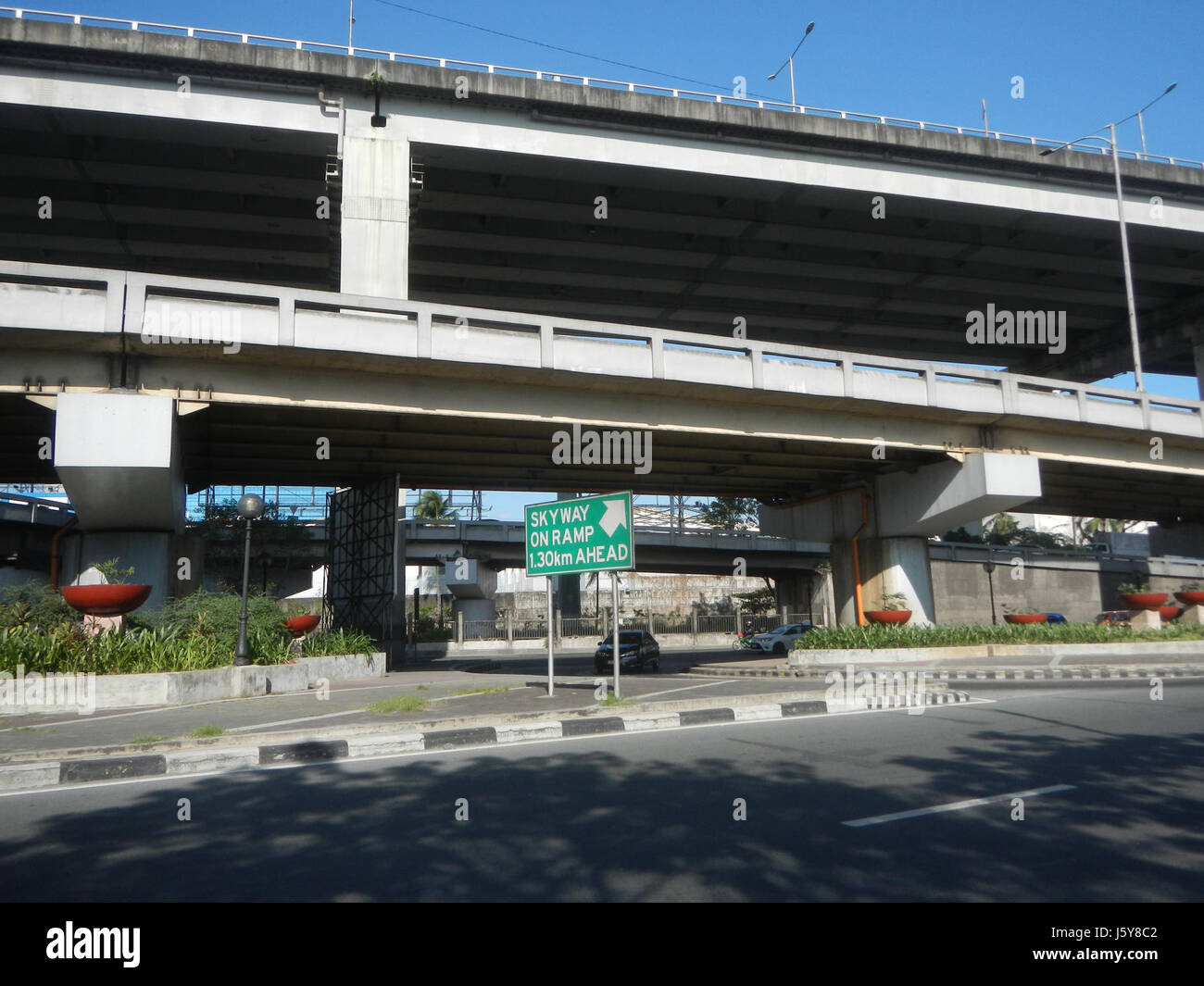 South luzon expressway hi-res stock photography and images - Alamy