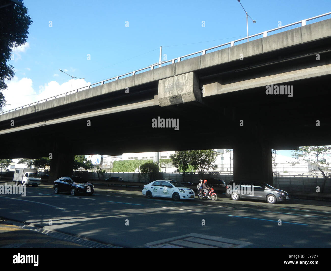 03811 Sales Interchange South Luzon Expressway Metro Manila Skyway ...