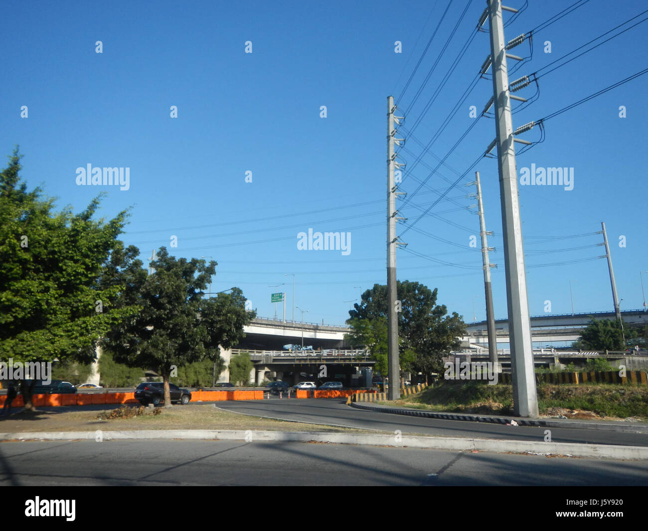 Sales Interchange connects key routes in Metro Manila, including the ...