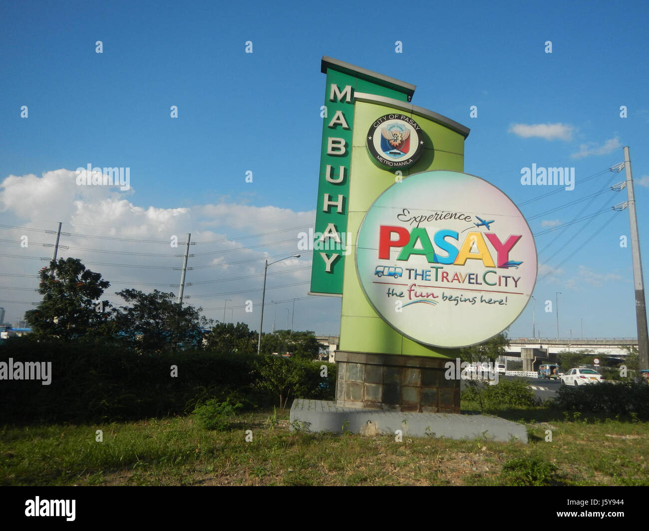 Sales Interchange is a major transportation hub located between Taguig ...