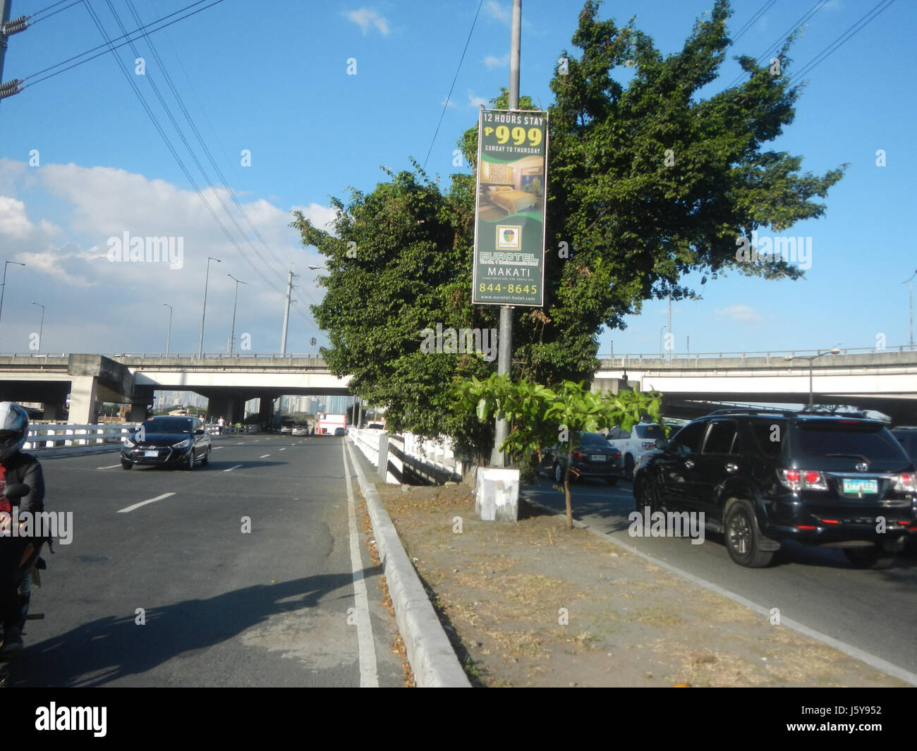 This image represents the Sales Interchange area connecting Taguig and ...