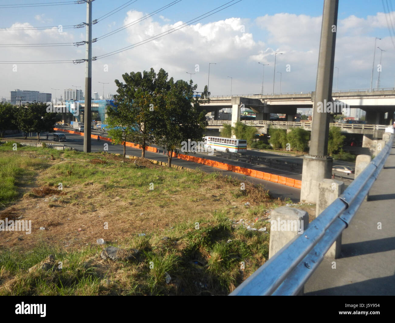 The Sales Interchange is a major junction between Taguig and Pasay City ...