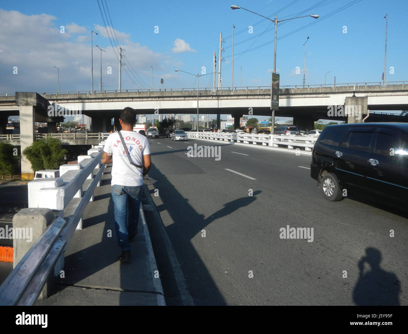 The Sales Interchange is a crucial transportation hub in Taguig, Pasay ...